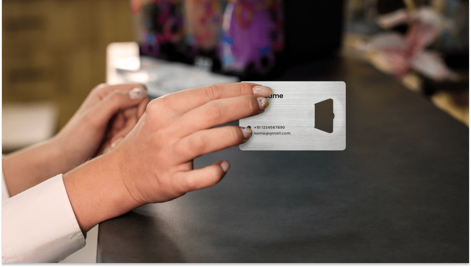 22 Unique Business Card Alternatives for Networking in 2025